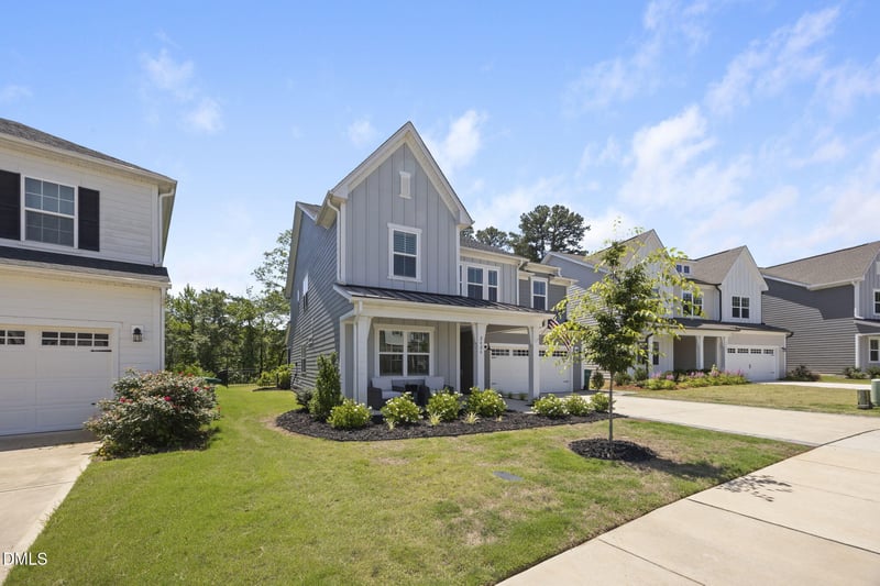 2426 Heron Watch Pl, Fuquay Varina, NC 27526 | MLS# 10171331 | Raleigh ...